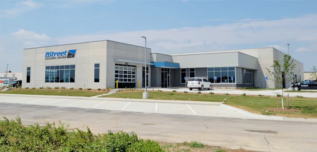 North Lincoln Collision Repair | B Street Collision Center